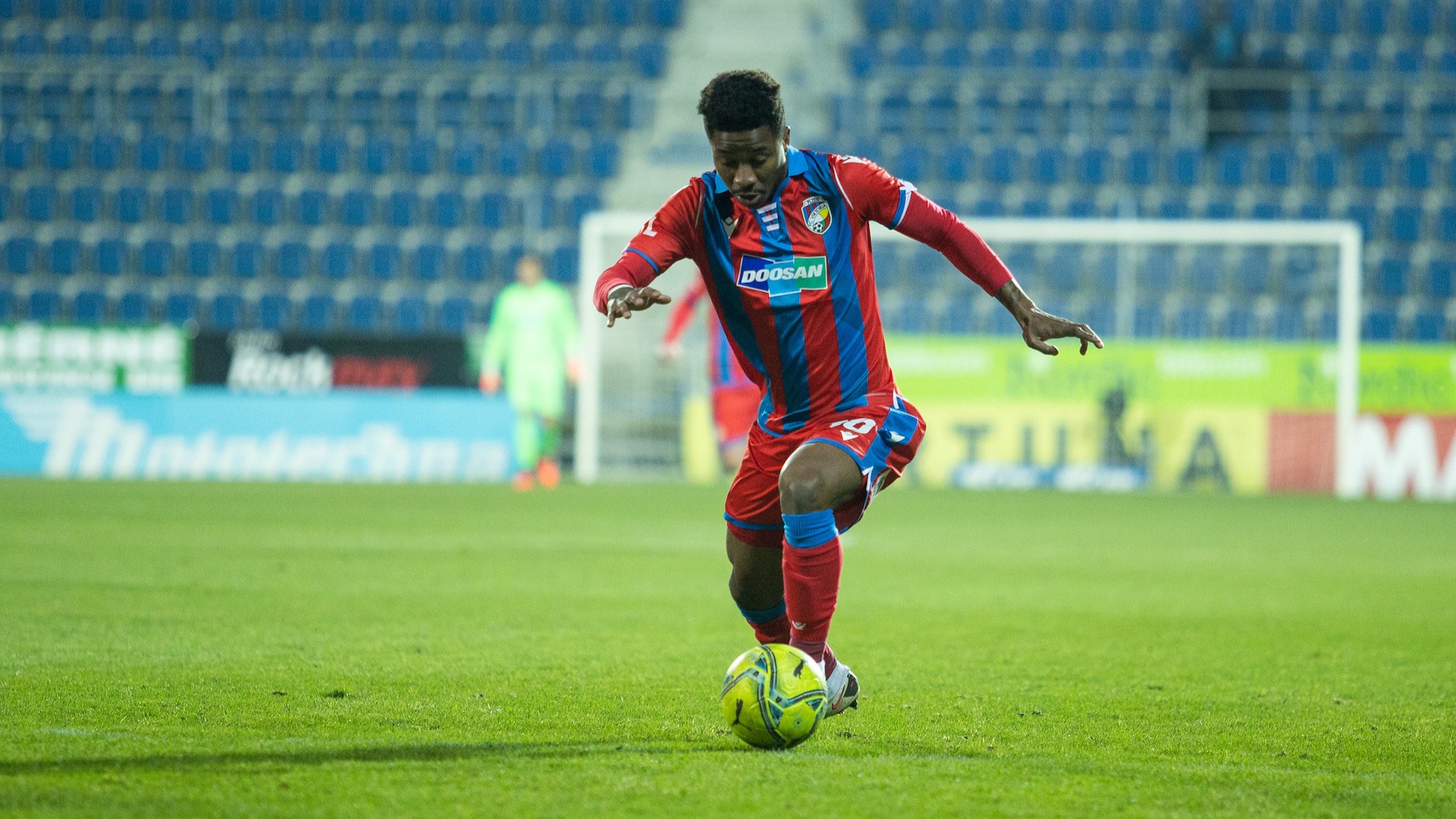 Adriel Ba Loua - S71vmirttcg6om - The website contains a statistic ...