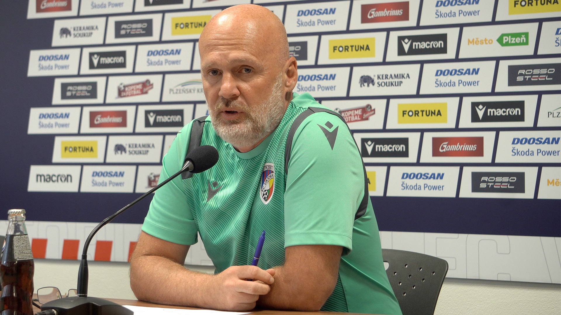 Chceme být v lize nahoře a postoupit do Evropy, říká Michal Bílek | FC ...