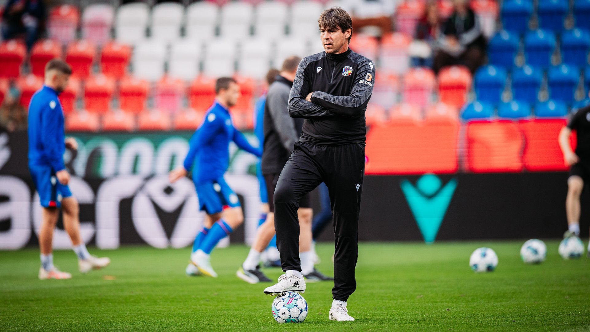 The boys played with a lot of gusto and hit their shots, pleases Jan ...